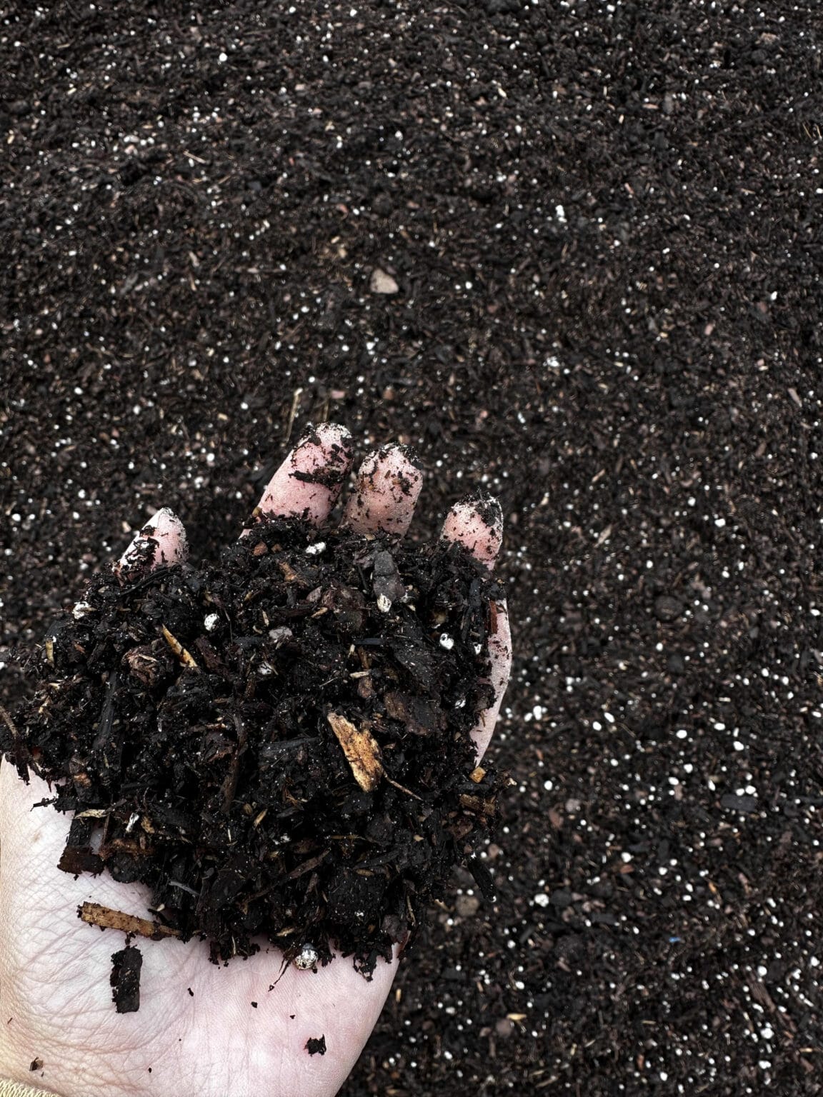 POTTING SOIL IN BULK - Robbins Nursery